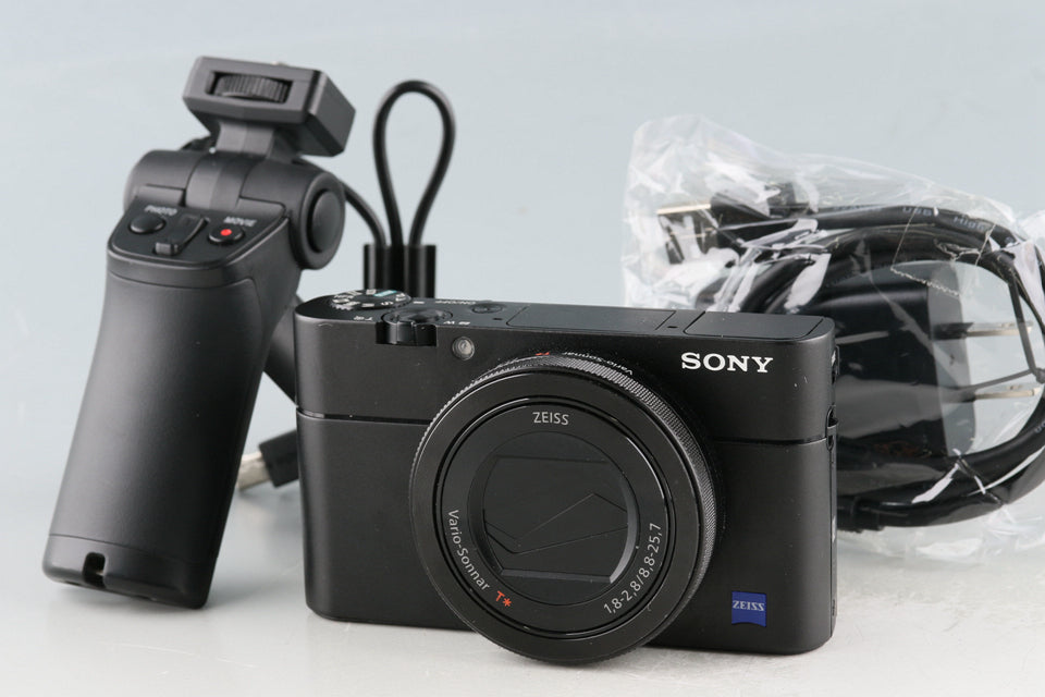 Sony Cyber-Shot DSC-RX100M5 + VCT-SGR1 Shooting Grip *Japanese Version ...