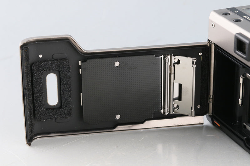 Contax T3 Double Teeth 35mm Point & Shoot Film Camera #60734L7 – IROHAS ...